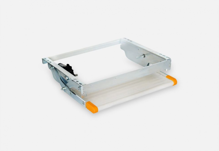 Retractable Steps | Taranis